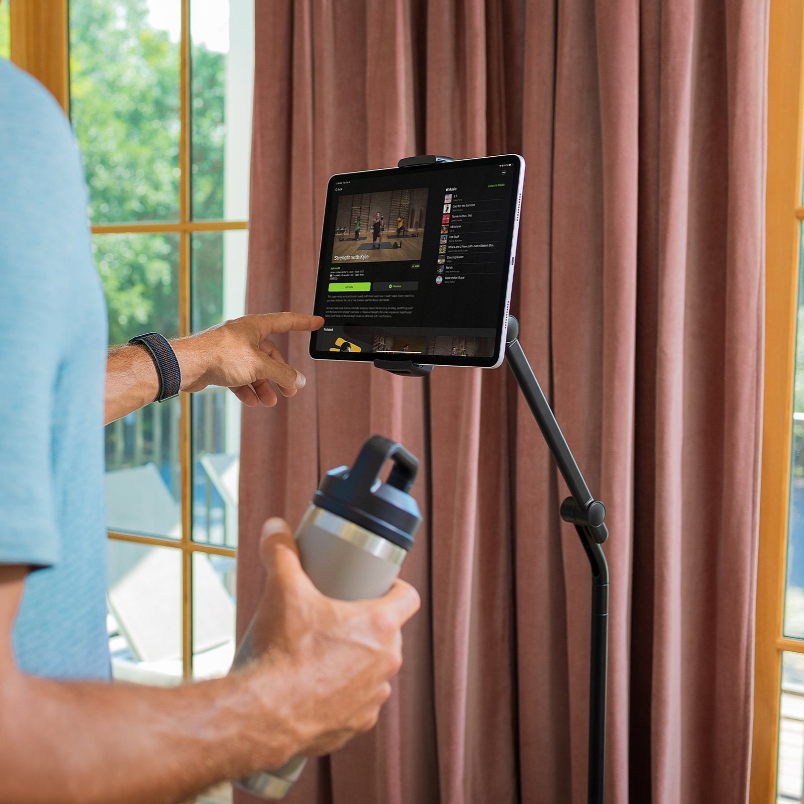 Twelve South - HoverBar Tower – Storming Gravity