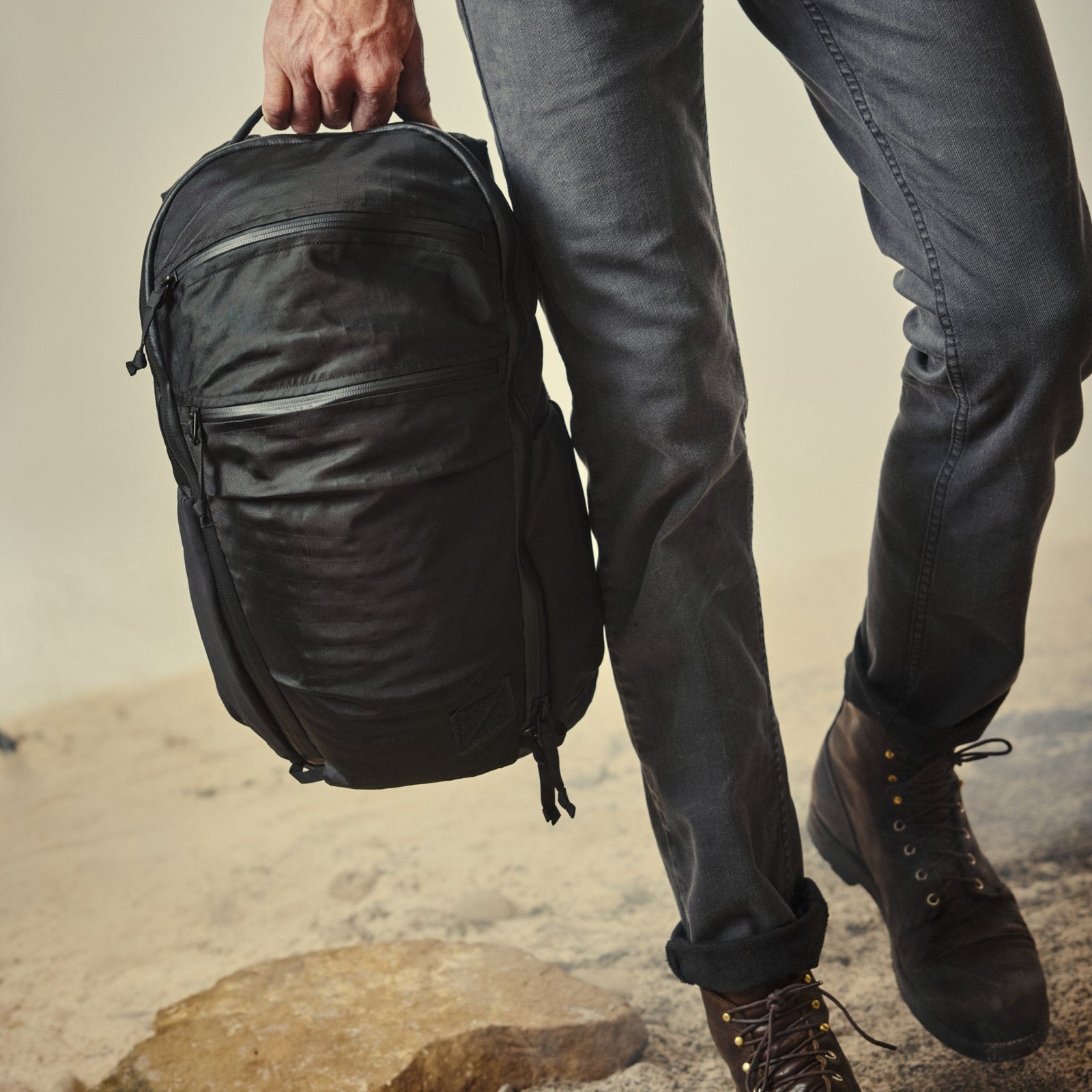 MOUNTAIN PANEL LOADER 22L - ECOPAK - Evergoods – Storming Gravity