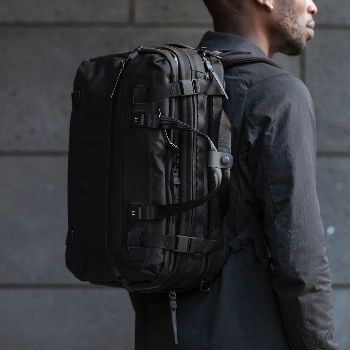 Black Ember Forge 30 20L-30L Expansion Backpack – Storming Gravity