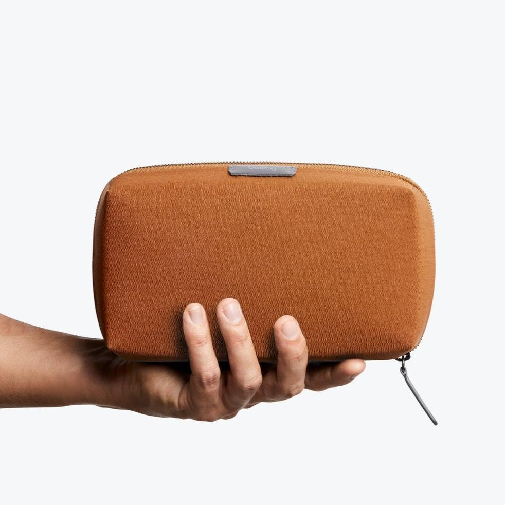 Bellroy Tech Kit - A clever zip pouch to store your tech accessories ...