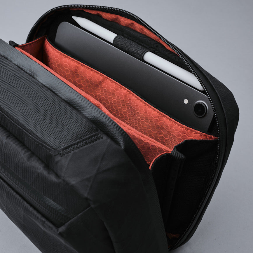 Alpaka Elements Tech Case Max – Storming Gravity