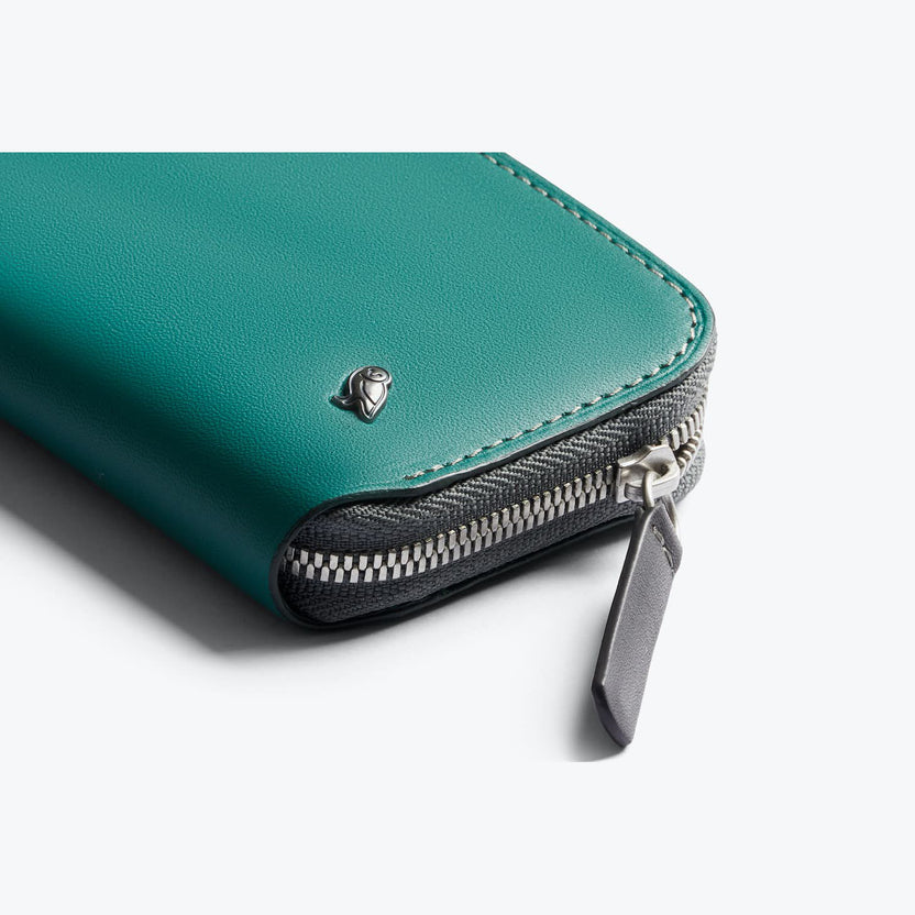 Bellroy Folio Mini | Unisex Leather Zip Wallet, Magnetic Pouch ...