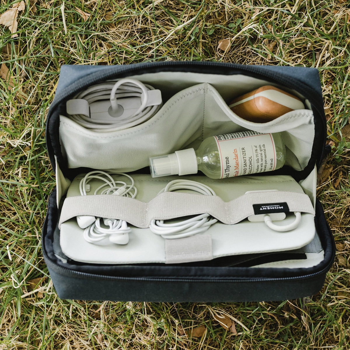 Moment Tech Organizer – Storming Gravity